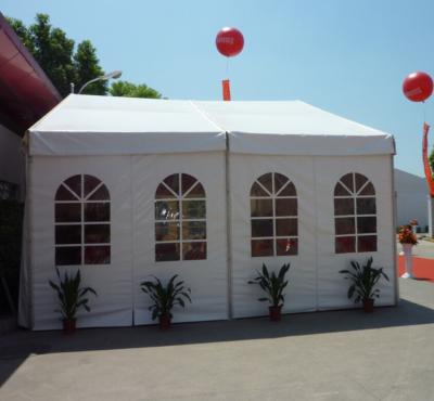 Cina Tenda commerciale materiale del partito della struttura d'acciaio con il tetto speciale Pali flessibili in vendita