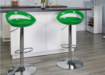 Cina One Piece Molded Simple Living Bar Stools Metal Frame Bar Stool With Footstool in vendita