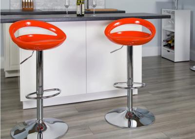 Cina 300lb Vintage European Bistro Bar Stools Rust Burnt Orange Counter Stools in vendita