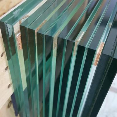Cina la radura di 12mm ha indurito il vetro laminato del ferro basso ha lucidato il bordo di V in vendita