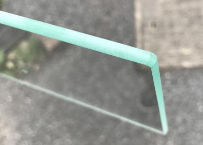 Cina La radura armadietto/della mobilia ha temperato lo spessore di vetro 3mm~12mm con il bordo della STUOIA C in vendita