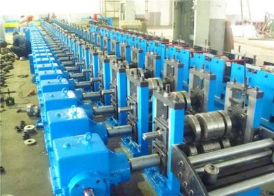 Cina Rotolo di Manica di Unistruct C che forma taglio automatico di volo della macchina 41*41mm Decoiler in vendita