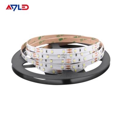 Chine Jaune vert-bleu rouge blanc imperméable extérieur Cuttable de 12 volts de 2835 de LED lumières de bande à vendre