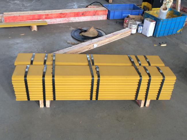 4T6381 DBF Bulldozer Cutting Edges blade cutting edge 9 Holes 97.7kg Heavy Duty 1