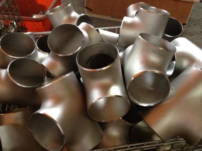 中国 バットによって溶接されるASTM A403 SS316のステンレス鋼の管のティーのピクルスにする表面 販売のため