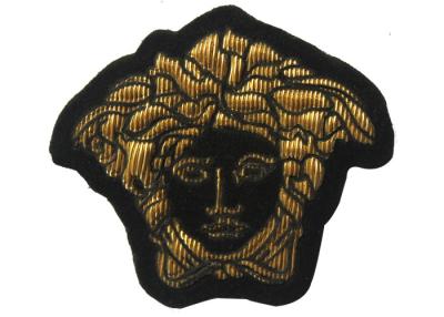 中国 Embroidered Flower Patches Gold 女性は刺繍されたバッジを個人化しました 販売のため
