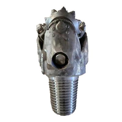 中国 高品質 IADC217 120mm スチール歯 トリコーンロックビット 販売のため