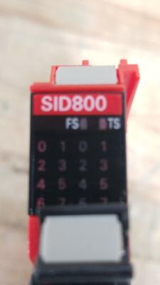 中国 NX-SID800 100% ブランド オムロン プログラム可能なコントローラ 1 年間の保証 販売のため