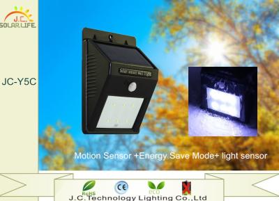 Cina Luce all'aperto principale alimentata solare del rivelatore di moto di sicurezza del risparmio energetico IP65 in vendita