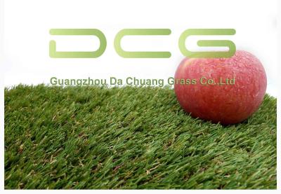 Cina Tossico non sembrante naturale di Dtex del giardino artificiale sintetico 9600 dell'erba in vendita