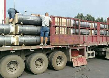 Chine Réfractaire 1500mm-2700mm d'usines sidérurgiques d'électrode de feuille de graphite pour des fours à arc à vendre