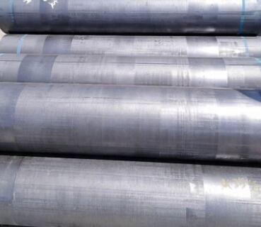 Chine Bas bloc d'électrode en graphite de catégorie de HP de cendre pour l'acier de fusion à vendre
