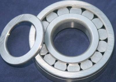 中国 鋼鉄おりの円柱軸受のステンレス鋼 NUP207ECJ SKF のたばこ 販売のため