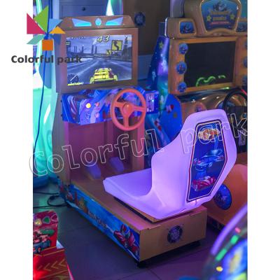 中国 カラフルなパークアーケードレーシングカーゲームマシンでスピードのスリルを体験 販売のため