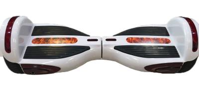 中国 インチ バランスをとっている セグウェイ 2 の動かされた自己短距離電気一輪車の 6.5 販売のため