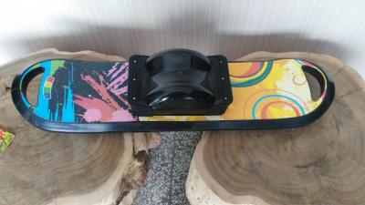 China Kühlen Sie ein Rad-elektrisches Skateboard ab, 1 Rad-elektrischen Roller mit geführt zu verkaufen