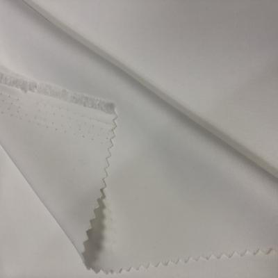China Descubra a versatilidade do tecido de chiffon 175GSM para roupas femininas à venda