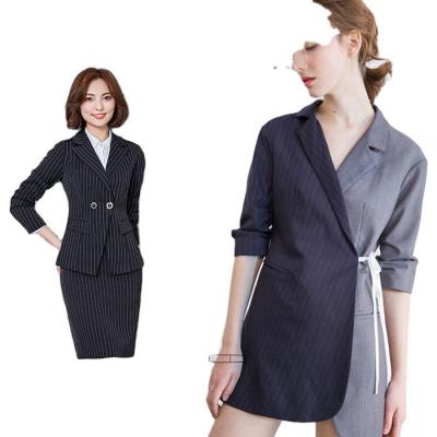中国 エレガントな女性服 95%ポリエステル 5%粘着性 シンプルストライプ 織物 羊毛 ブレーザー 織物 スーツ 販売のため