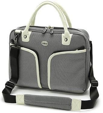 Cina Nylon Shoulder Bags in vendita