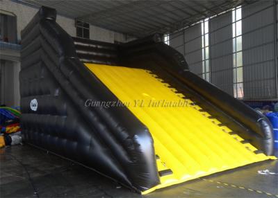 Cina Rampa commerciale della palla di Zorb che rotola giù una collina per i giochi all'aperto gonfiabili in vendita