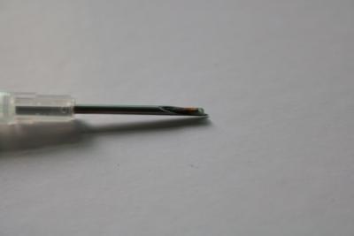 Китай Применять обложку к животному бирки ЯМЫ отслеживая бирки для черепахи и рыб ИСО11784/85, капсулы стекла 134.2КХз РФИД продается