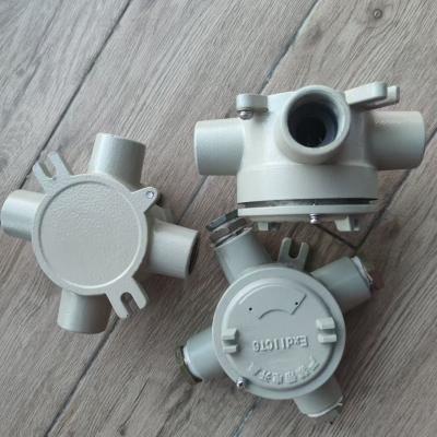 China Pulverización electrostática 4" 1" caja redonda de unión a prueba de explosión ATEX IECEx Clase I Div 1 II B II C IP66 Calificada para lugares peligrosos de gas y petróleo en venta