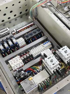 中国 ATEX IECEx 防爆型配電盤 – 壁掛け型 危険場所用電気配電システム 販売のため