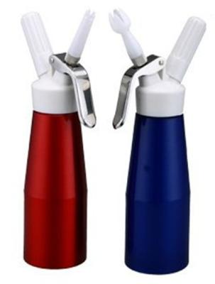 Cina Blue, Red or Black 250mL Whipped Cream Dispenser / Professional Cream Whipper with Stainless Steel Handle in vendita