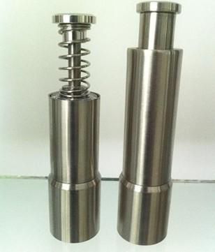 Cina Small Glass Handle Stainless Steel Pepper Mills With Black / White in vendita