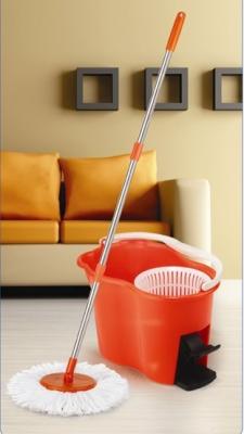 Cina Household electric floor cleaning sweeper with Microfiber 360 degree mop head, one touch steam tornado in vendita