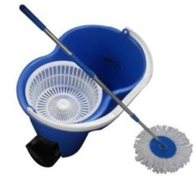 Cina 6.7L One Touch Steam Tornado Magic Mop Set With One Bucket HY-01 in vendita