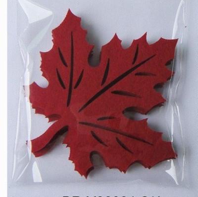 Cina Maple Leaf Nonwoven Fabric Placemats And Coasters For Protect Table in vendita