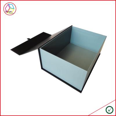 China Caixa feita sob encomenda de Logo Four Pieces Magnetic Gift com fita do cetim à venda