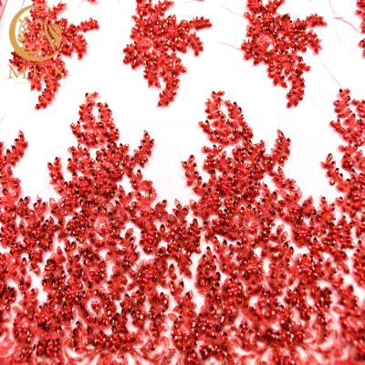 Cina Tessuto del pizzo di scintillio di 1 yarda/decorazione rossa del pizzo dello zecchino per l'abito da sera in vendita
