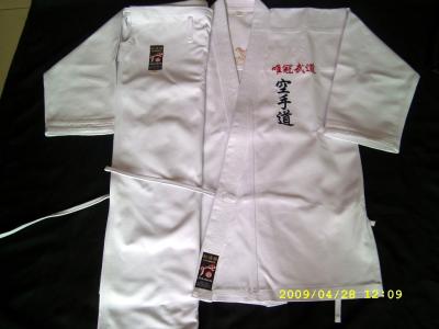 Cina Uniforme unisex su ordine 100% di karatè di gi del cotone per le arti marziali in vendita