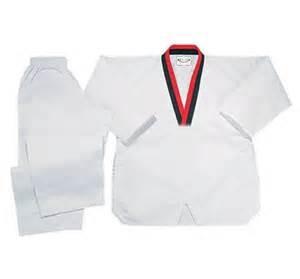 Cina Abbigliamento del taekwondo della manica/uniformi lunghi del taekwondo su misura in vendita