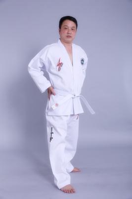 Cina Uniforme del taekwondo dell'uniforme dell'uniforme del Taekwondo per gli adulti in vendita