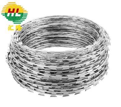 Κίνα BTO-18 Ζυγισμένο χάλυβα Concertina Razor Wire Fence για στρατιωτική άμυνα και ασφάλεια των συνόρων προς πώληση