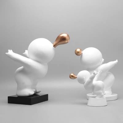 Cina Scultura bianca Antivari Art Window Display di Art Sculpture Blowing Abstract Figure della resina della bolla in vendita