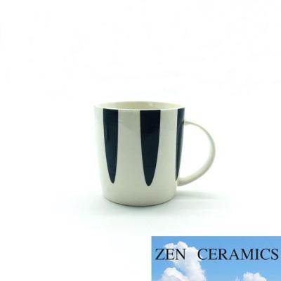 Chine Le café en céramique de taille animale mignonne de 88mm attaque 10oz FDA certifié à vendre