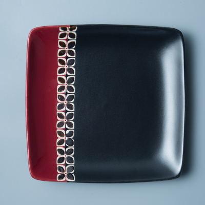 Κίνα Dinnerware πορσελάνης πιάτων 8 ίντσας μεταλλινών μαύρη και κόκκινη καθορισμένη πλατεία προς πώληση