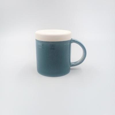 중국 미끄럼 방지 기초를 가진 SGS 16OZ 세라믹 사기그릇 찻잔 현대 작풍 판매용