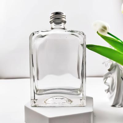 China 200 ml rechteckige Glasflasche für Whisky, Bier und andere Getränke zu verkaufen