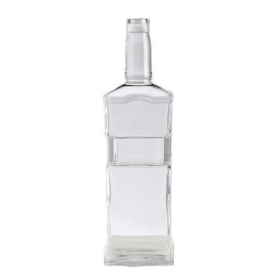 China 50cl VODKA Glasflasche mit Sublimable Pavonadas Design und OEM/ODM Service zu verkaufen