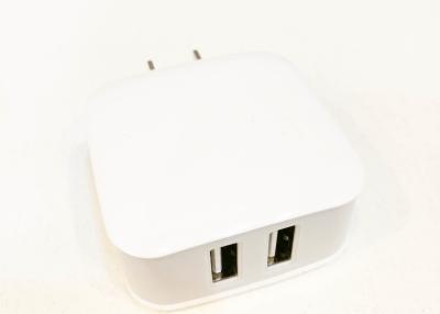 Cina Spina irrestringibile di USB di viaggio del caricatore portatile a due fori della parete con tutto lo Smart Phone in vendita