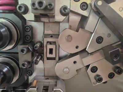 China Precision CNC Spring Coiling Machine 22mm Spring Compression Machine for sale