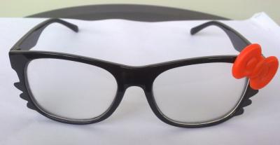 中国 祭典のハローキティ 3D の花火ガラス/回折の Lense ガラス 販売のため