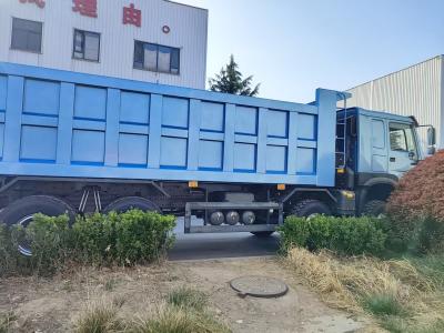 China Captivador HOWO azul 8×4 380HP 26.91CBM camión de basura donde la potencia se encuentra con precisión en cada carga! en venta