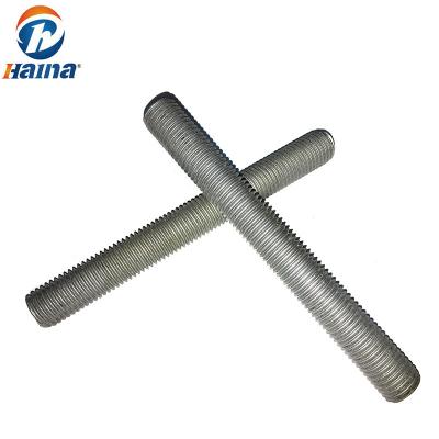 Cina Lo zinco ha placcato il acciaio al carbonio 4,8 5,8 DIN975 completamente ha infilato Rod in vendita