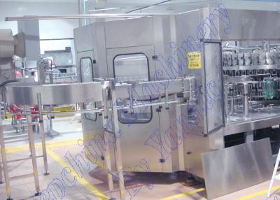 Cina Lo SpA controlla la macchina di rifornimento gassosa della bevanda, imbottigliatrice della bibita in vendita
